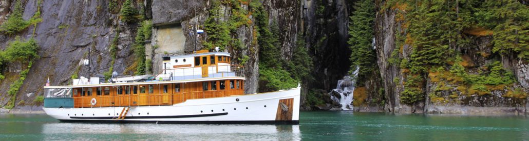 MV Discovery | Classic yacht MV Discovery